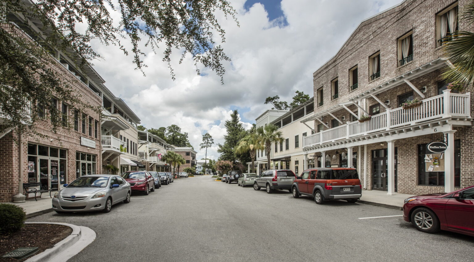 Spend the Day in Old Town Bluffton | Palmetto Bluff